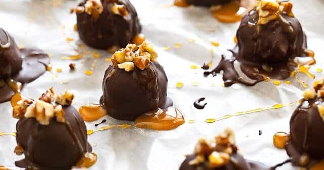 Turtle Cheesecake Truffle | Punchfork