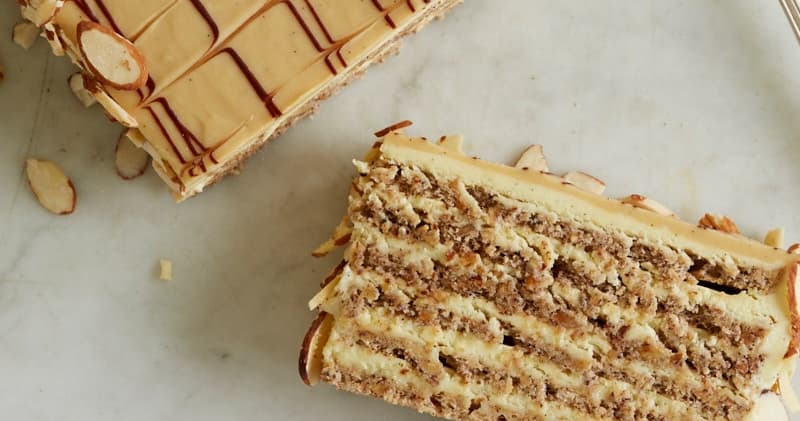 Hazelnut Vanilla Layer Cake {Esterhazy Schnitten} – XNCUC