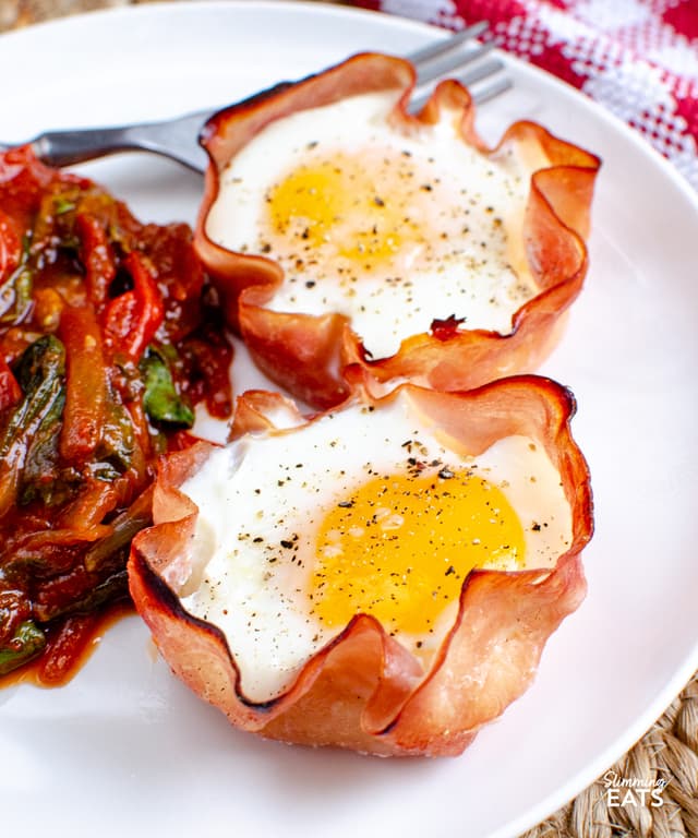 Baked Egg and Ham with Balsamic Tomatoes | Punchfork