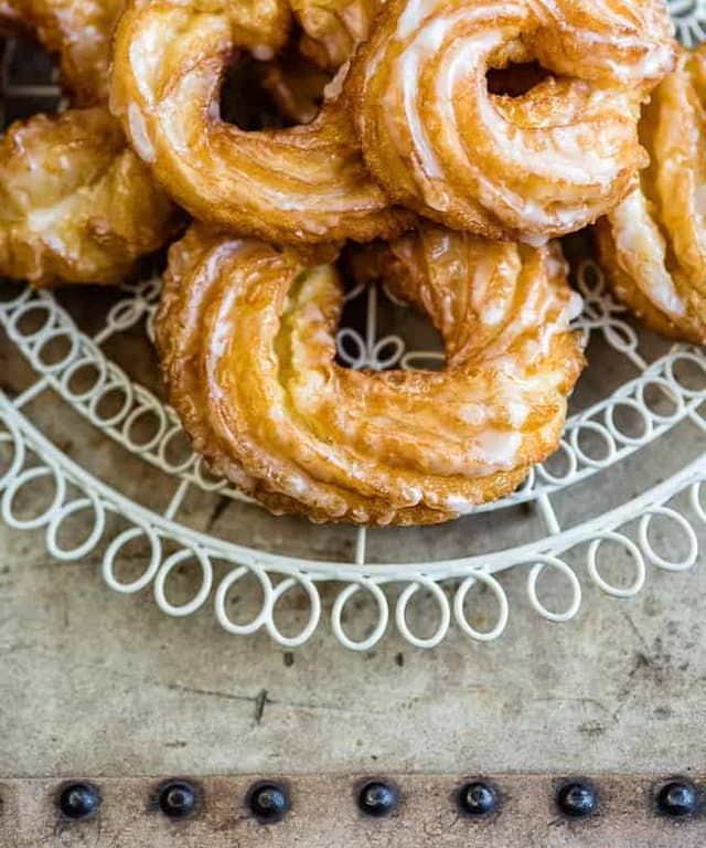 German Vanilla Glazed Crullers | Punchfork