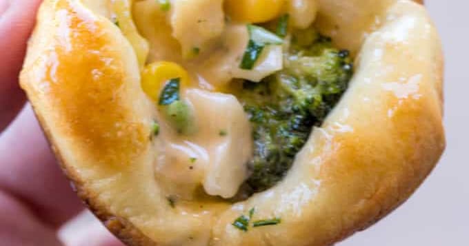 Cheesy Ranch Chicken Puffs | Punchfork