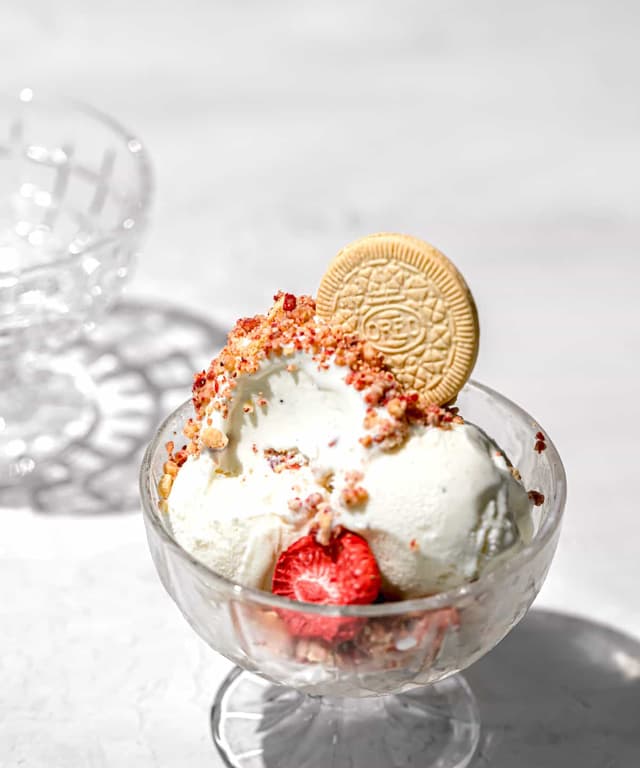 Strawberry Shortcake Crumble | Punchfork