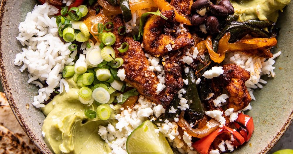 Sheet Pan Poblano Chicken Fajita Bowls | Punchfork