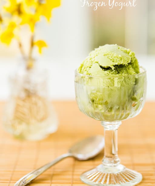 Matcha Green Tea Frozen Yogurt | Punchfork