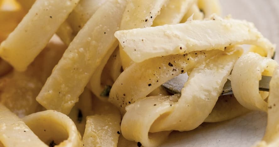 Cantaloupe and Pancetta Cream Sauce for Pasta | Punchfork