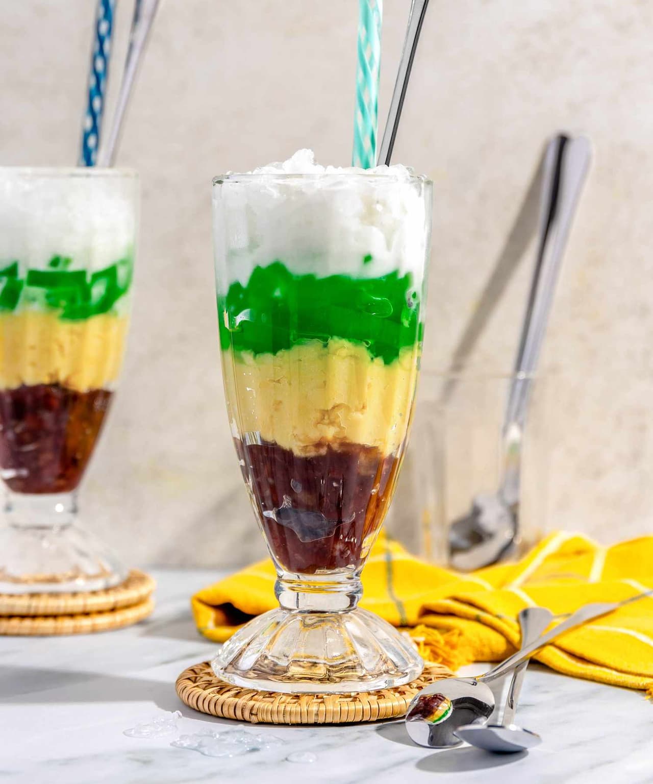 Chè Ba Màu (Vietnamese Three Color Pudding) | Punchfork