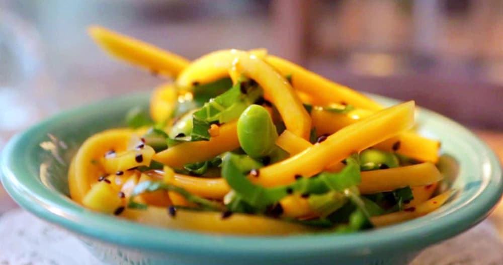 Edamame, Bok Choy and Mango Salad with Asian Vinaigrette | Punchfork