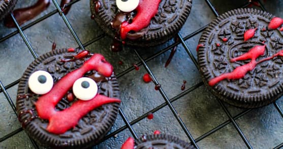 Spooky Halloween Oreos | Punchfork