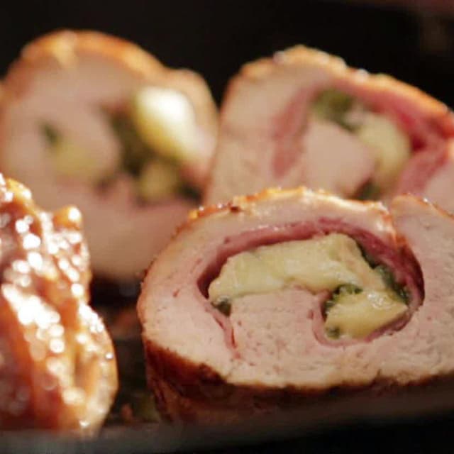 Turkey Cordon Bleu Stuffed with Ham, Roasted Green Chiles and Brie ...