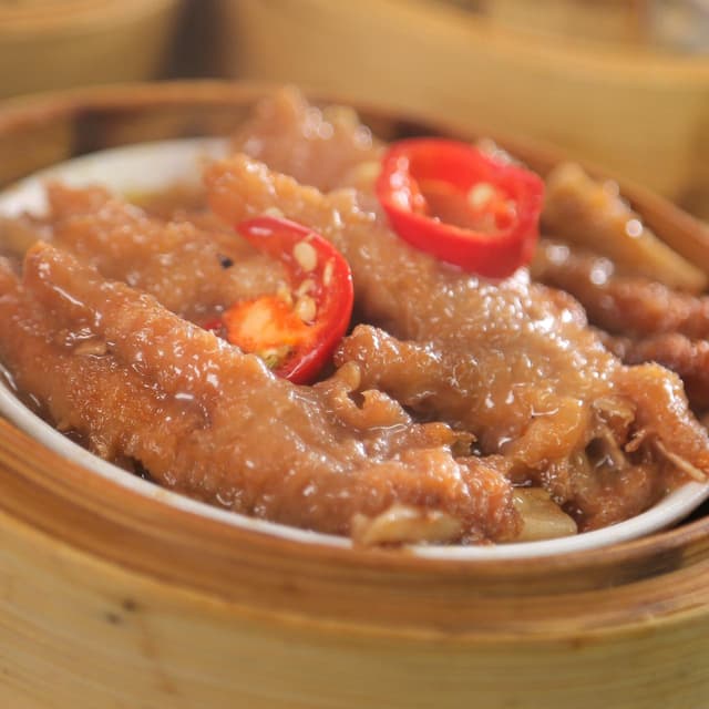 Steamed Chicken Feet (Phoenix Claws) | Punchfork