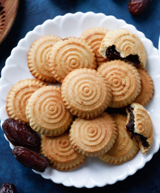Maamoul Date Cookies | Punchfork