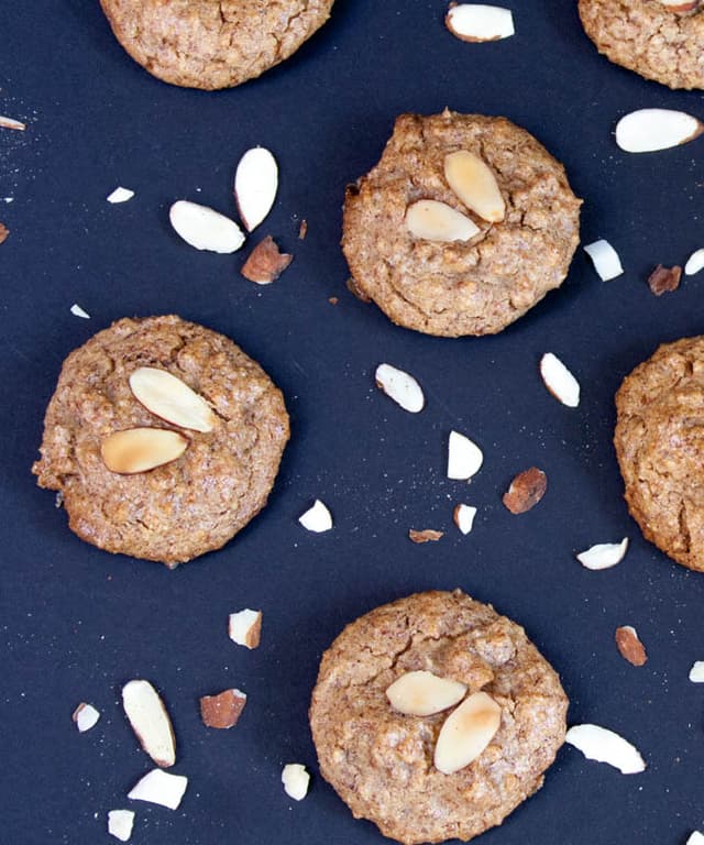 Vegan Almond Cookies | Punchfork
