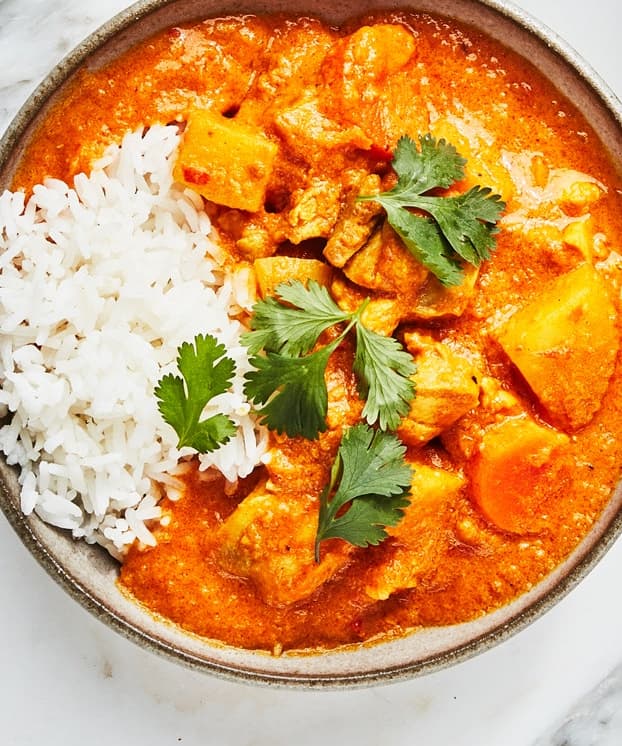 Digaag Qumbe (Yogurt-Coconut Chicken) | Punchfork