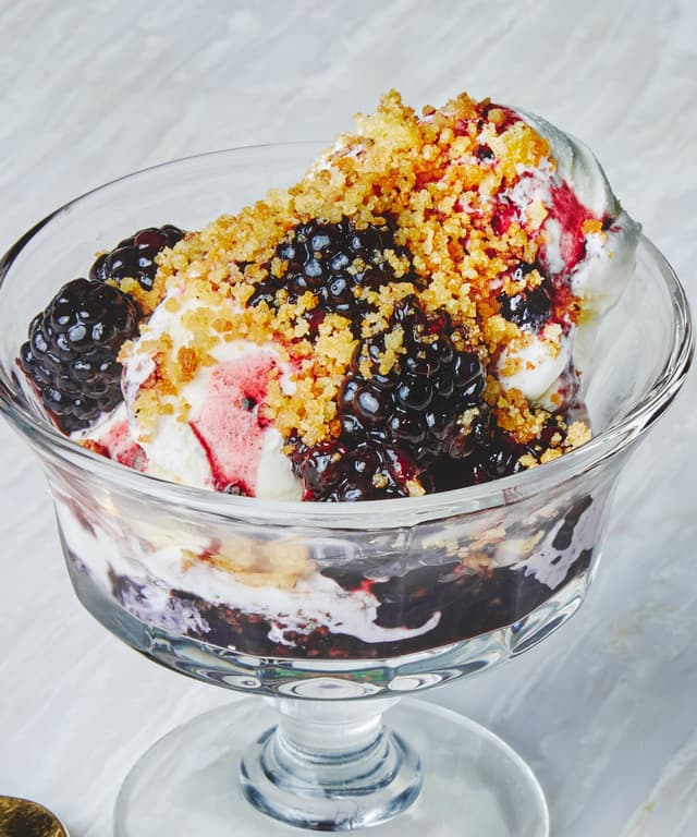 Sundaes with Cornbread Crumble | Punchfork