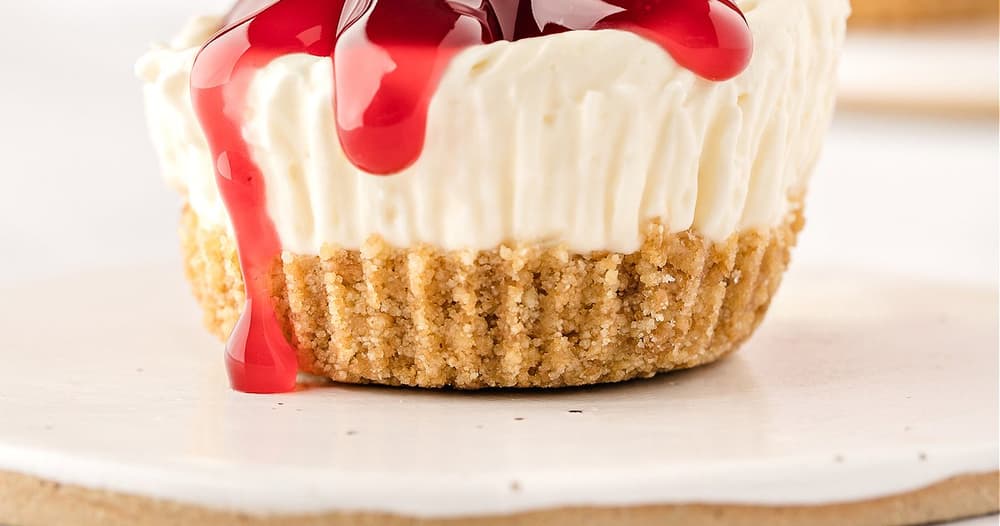 Mini No Bake Cherry Cheesecakes | Punchfork