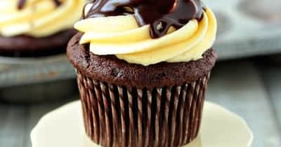 Rolo Cupcakes | Punchfork