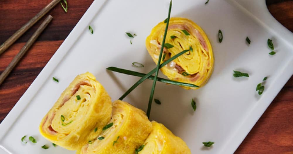 Japanese-Style Omelet with Ham and Cheese | Punchfork