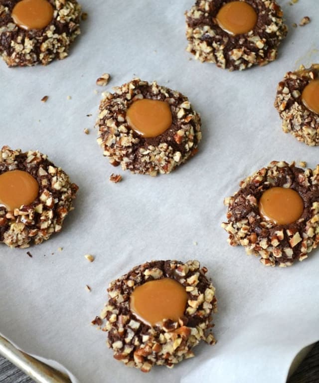 Chocolate Caramel Turtle Cookies | Punchfork