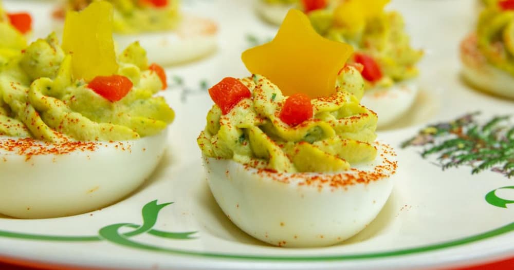 Christmas Tree Deviled Eggs | Punchfork