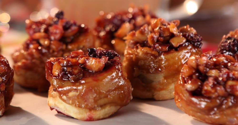 Blackberry-Hazelnut Sticky Buns | Punchfork
