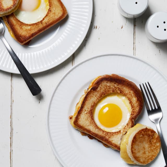 Grilled Cheese Toad-in-the-Hole Sandwiches | Punchfork