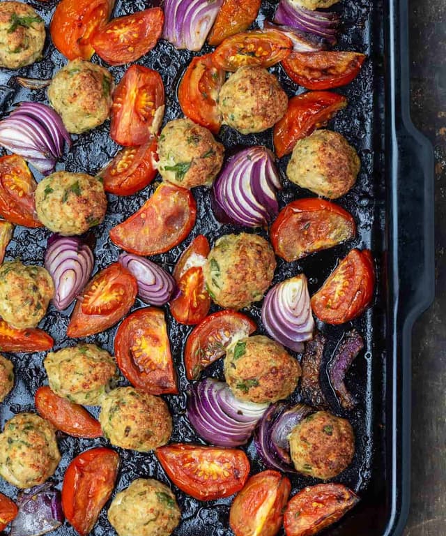 Easy Italian Chicken Meatballs | Punchfork