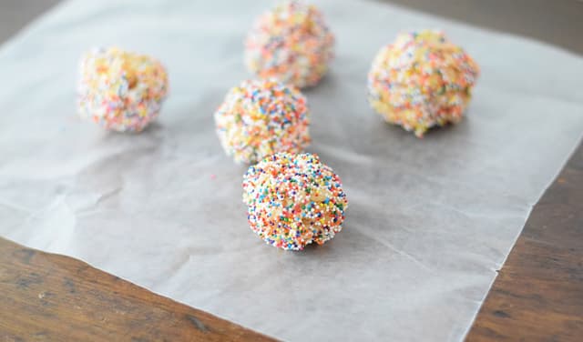 Rice Krispie Sprinkle Bites | Punchfork