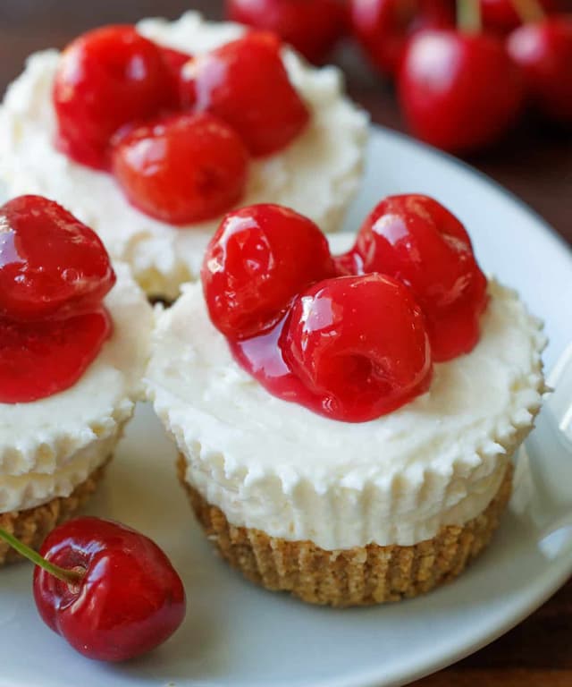 No Bake Mini Cheesecakes | Punchfork