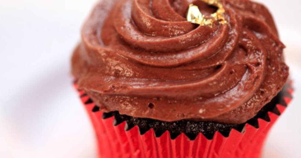 Sweet Chocolate Port Cupcakes, Port Wine Reduction Syrup, Raspberry ...