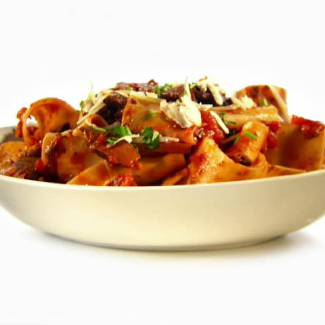 Portobello Mushroom, Hot and Sweet Pepper Ragu with Pappardelle | Punchfork