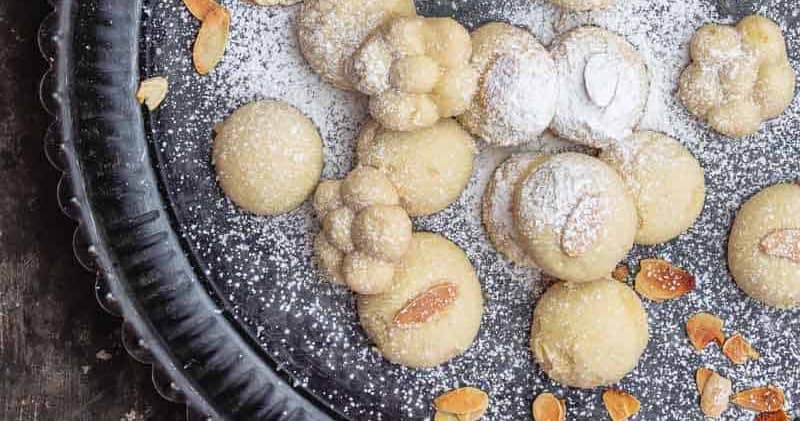Melt-in-Mouth Butter Cookies (Egyptian Ghorayebah) | Punchfork