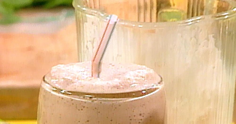 Black and White Frozen Shakes | Punchfork