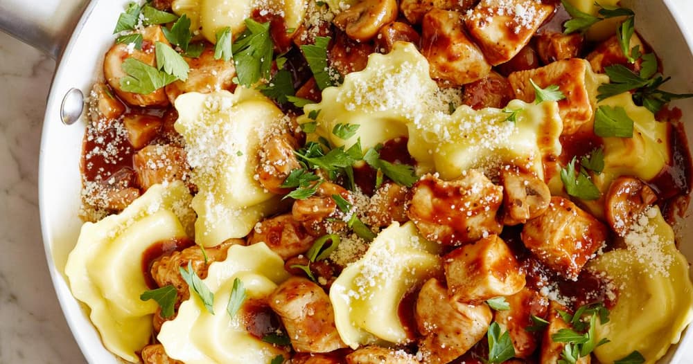 Herb & Balsamic Chicken & Ravioli Skillet | Punchfork