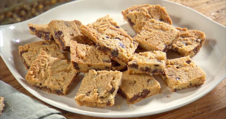 Brown-Butter Toffee Blondies | Punchfork