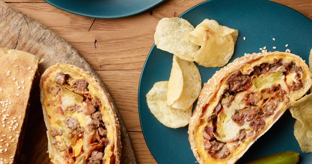 Bacon Cheeseburger Garbage Bread | Punchfork