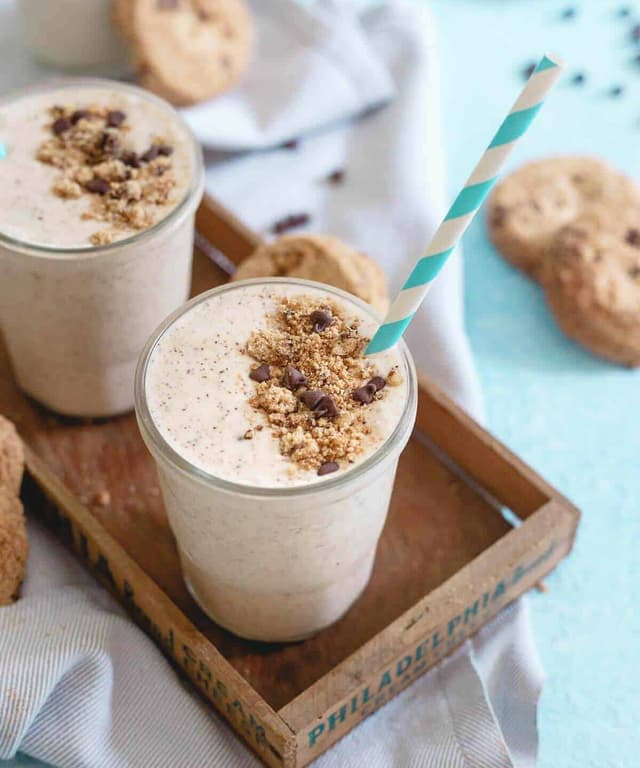 Maple Cashew Chocolate Chip Cookie Milkshake | Punchfork