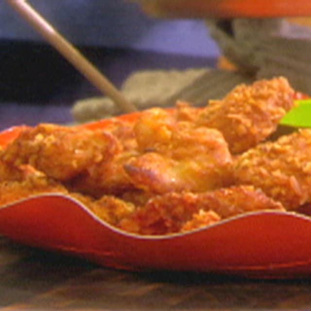 Crunchy Chicken Nuggets with Green Onion Honey Dip | Punchfork