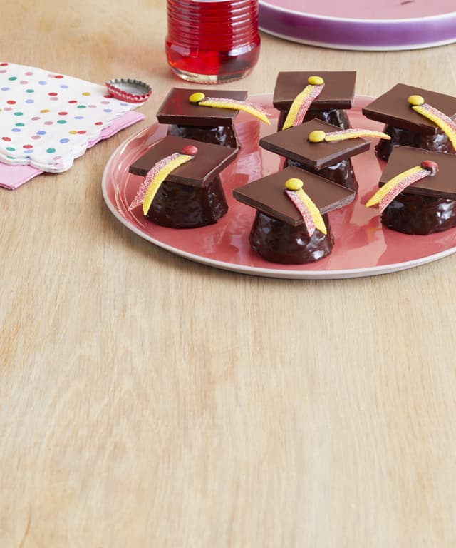 Graduation Brownie Bites | Punchfork