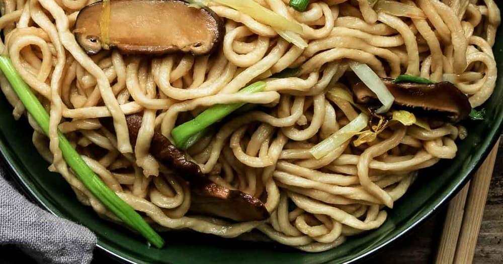 Longevity Noodles (Yi Mein) | Punchfork