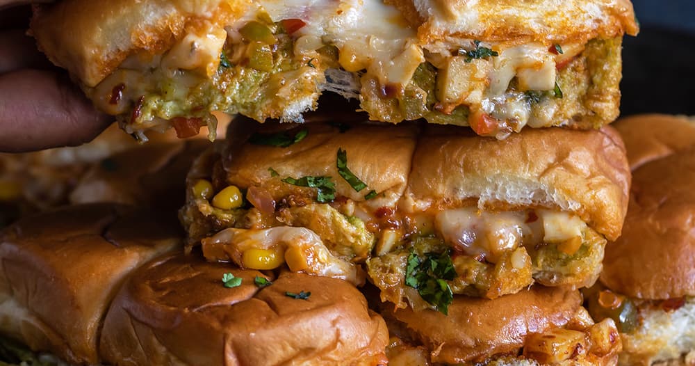 Cheesy Schezwan Paneer Sliders | Punchfork