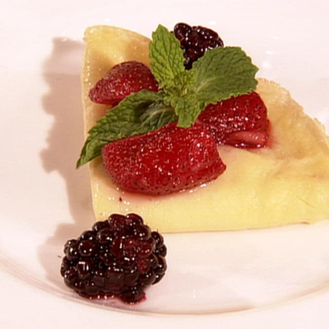 Mixed Berry Crepes with Mascarpone | Punchfork