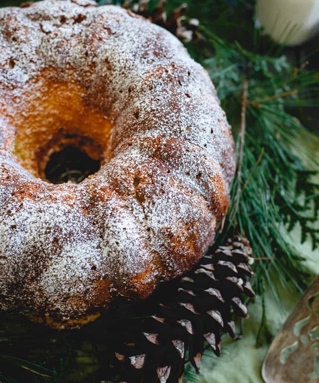 Apricot Brandy Cake | Punchfork
