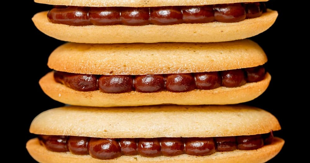 Homemade Mint Chocolate Milano Cookies | Punchfork