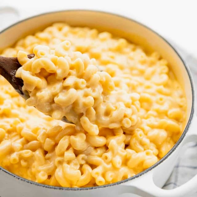 Dutch Oven Mac and Cheese | Punchfork