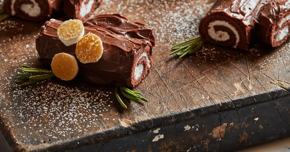 Miniature Yule Log Yodels | Punchfork