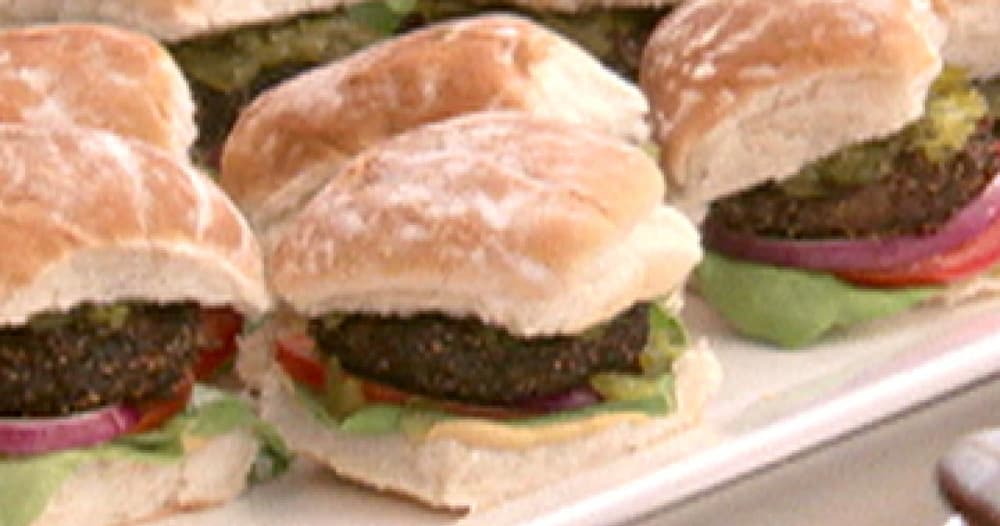 Black Pepper-Crusted Burgers with Mustard Sauce | Punchfork