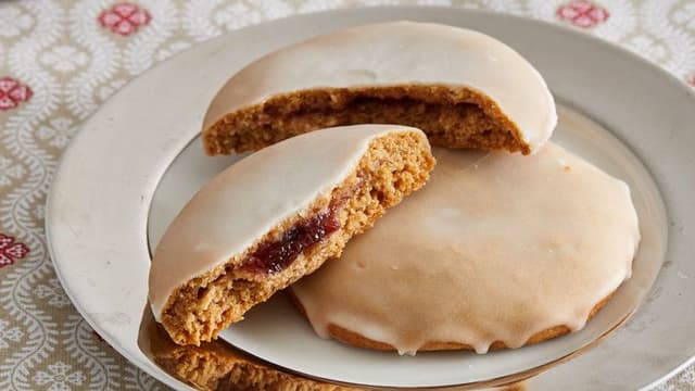 Russian Gingerbread Cookies (Pryaniki) | Punchfork