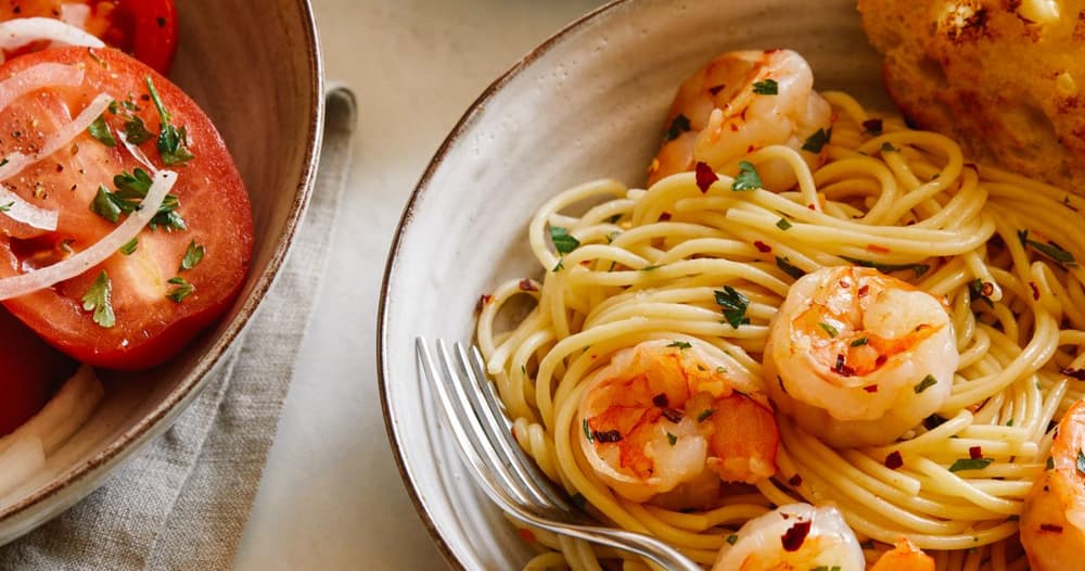 Spicy Shrimp and Spaghetti Aglio Olio (Garlic and Oil) | Punchfork