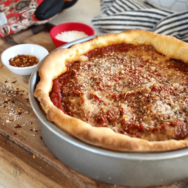 Chicago-Style Deep Dish Pizza & Dough | Punchfork