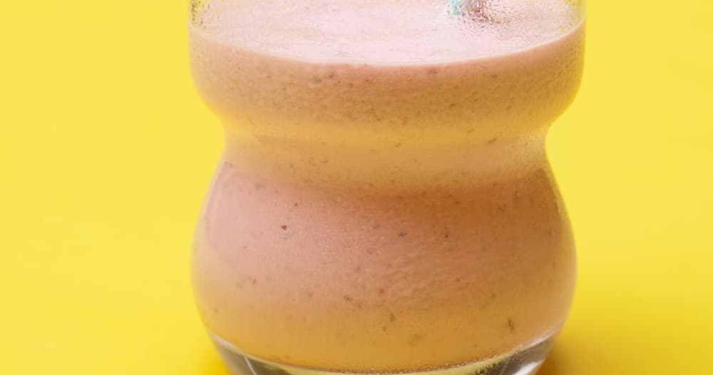 Healthy Cherry Almond Oatmeal Smoothie | Punchfork